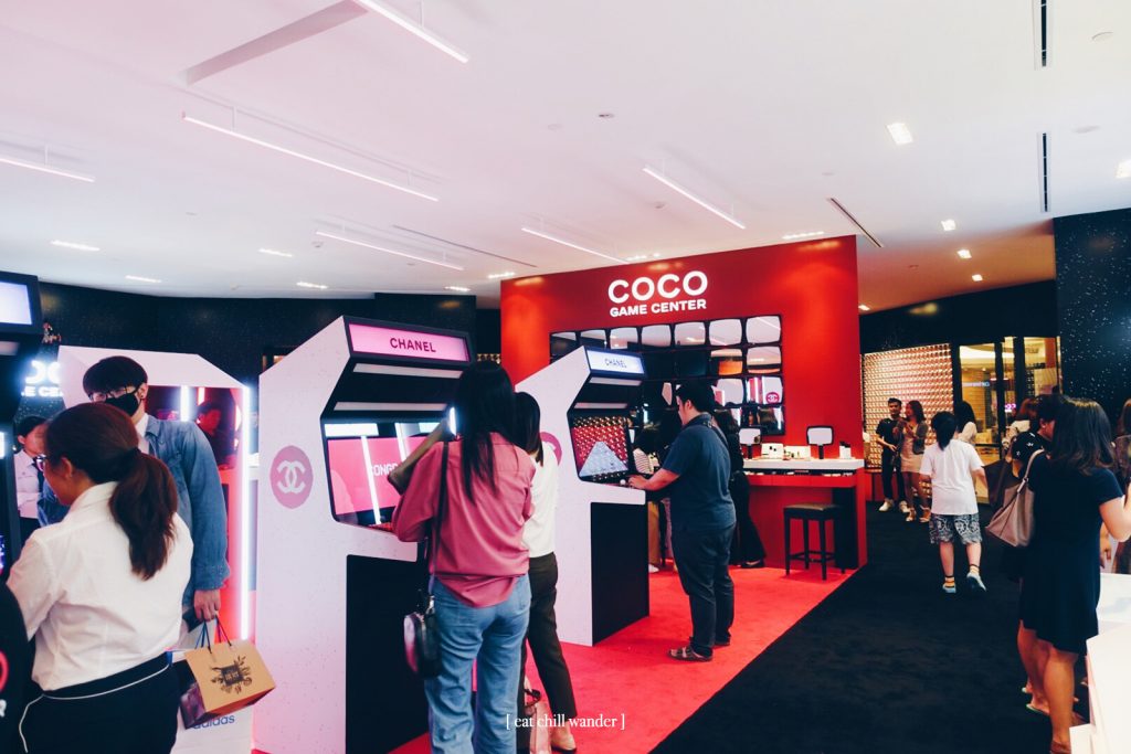 พาทัวร์ Coco Game Center ไปเล่นตู้คีบเครื่องสำอาง CHANEL กันเถอะ ...