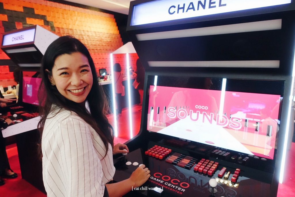 พาทัวร์ Coco Game Center ไปเล่นตู้คีบเครื่องสำอาง CHANEL กันเถอะ ...