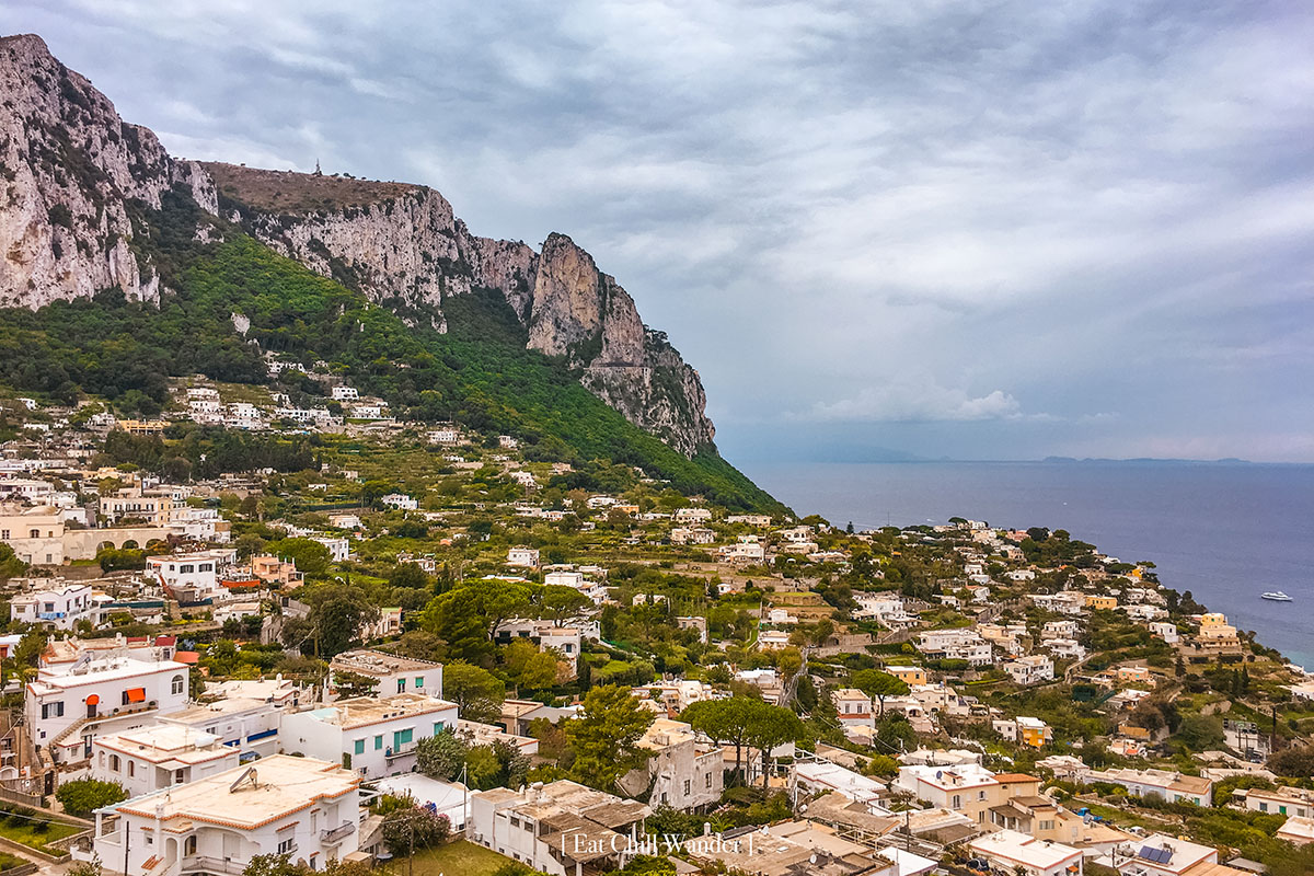 ลุยเดี่ยวเที่ยว Capri เกาะสวรรค์ของเซเลบริตี้ตัวแม่ ในอิตาลีตอนใต้ ...
