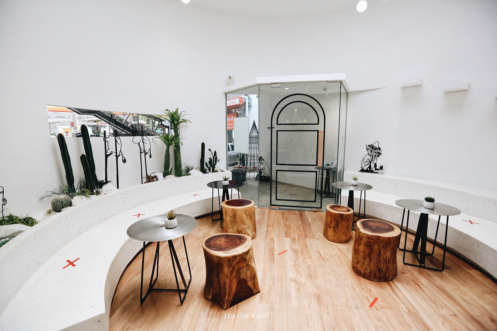 แพ็คกระเป๋า ตะลุยย่านอารีย์ อัพเดท 10 คาเฟ่ถ่ายรูปสวย และ Staycation ...