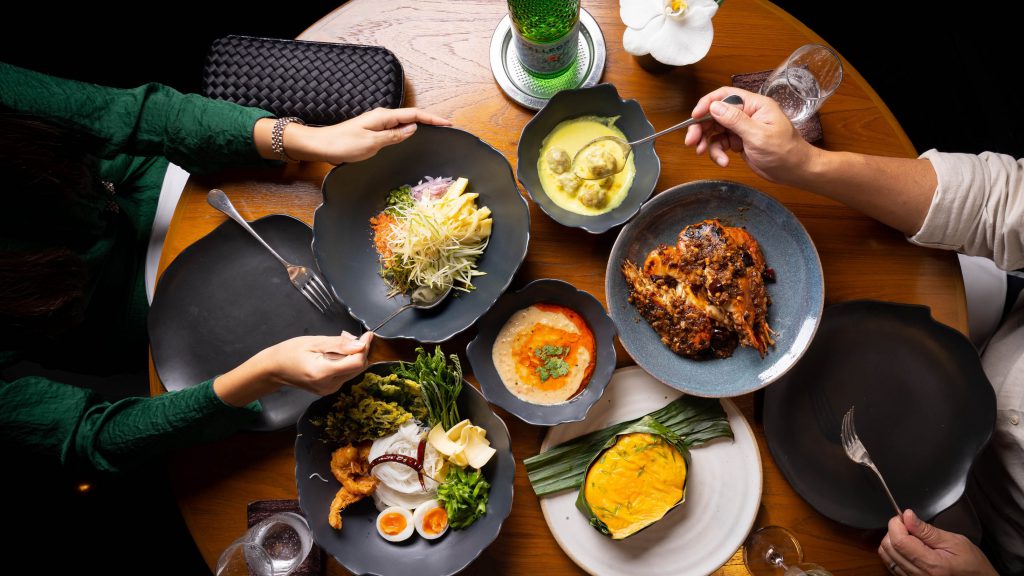 "Nahm" ร้านอาหารไทย มิชลิน 1 ดาว กลับมาเปิดให้บริการในวันที่ 27 สิงหาคม ...