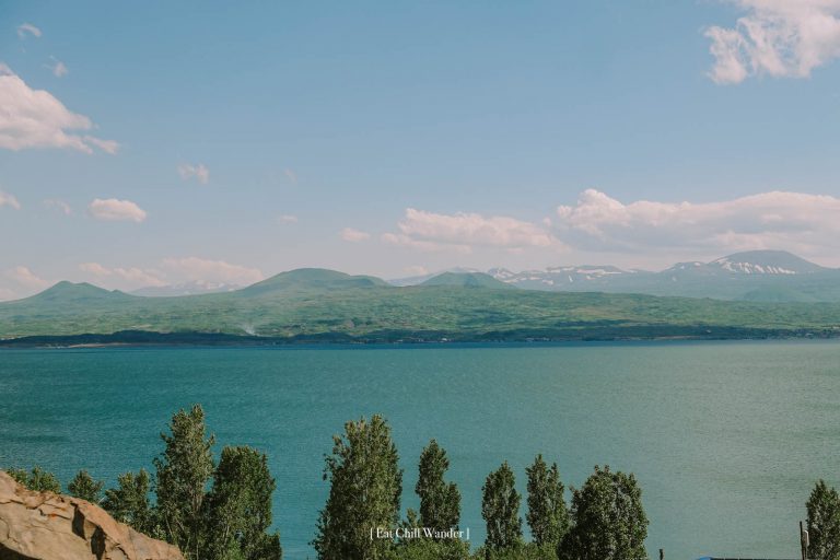 [เที่ยวอาร์เมเนียด้วยตัวเอง Ep. 4] Garni วิหารทรงกรีก และ Lake Sevan ทะเลสาบที่ใหญ่ที่สุดใน ...